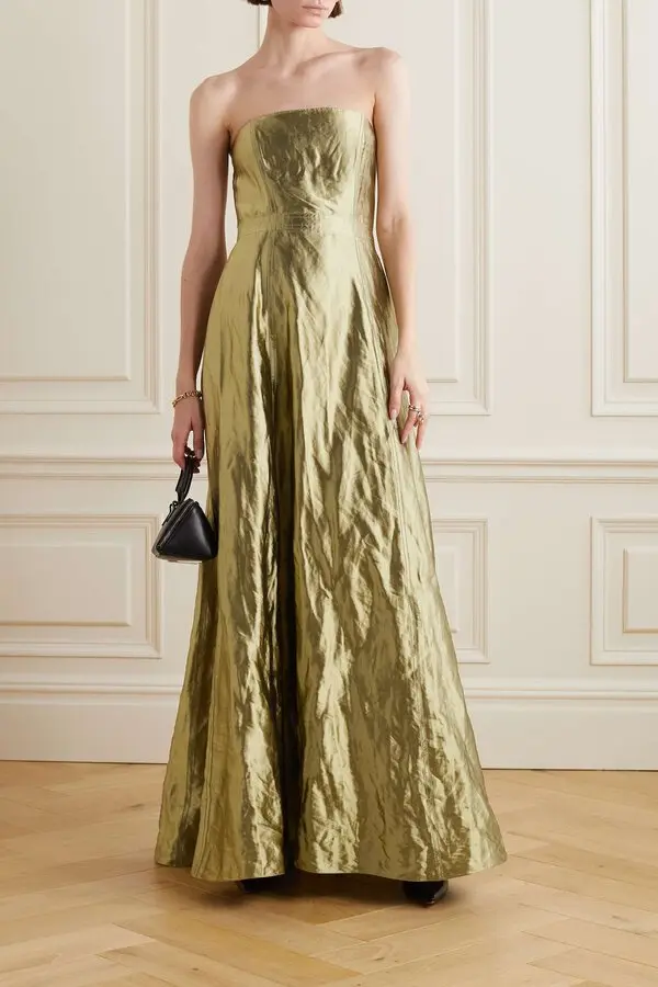 green emerald velvet dress Amazon.com: Lauren Ralph Lauren Women's Foil-Print Jersey Cape Gown Birch  Tan/Gold Foil, 2 : Clothing, Shoes & Jewelry main image 1