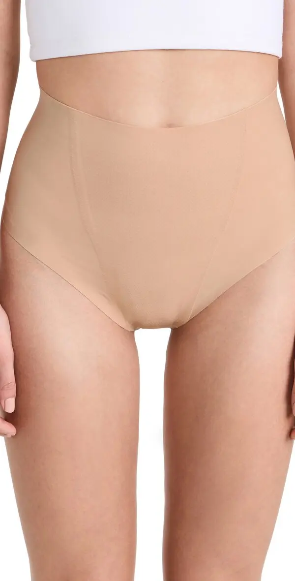 Commando Zone Smoothing Thong - Beige