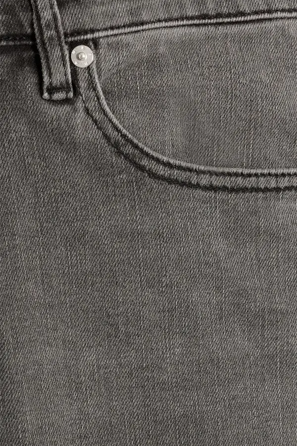 FRAME L'homme Slim Fit Denim Jeans