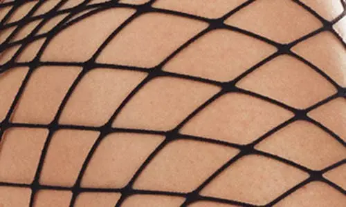 MEMOI Fishnet Suspender Tights
