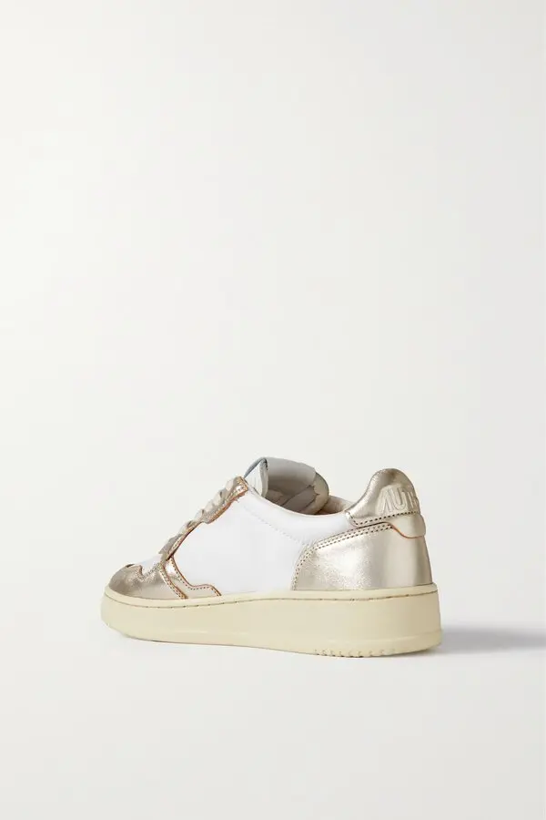 AUTRY Medalist Low Metallic Leather Sneakers - Gold