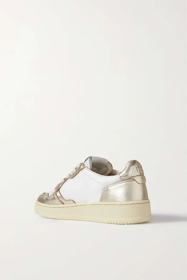 AUTRY Medalist Low Metallic Leather Sneakers - Gold