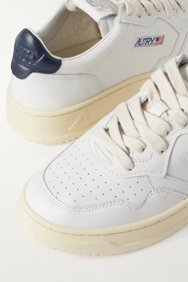 AUTRY Medalist Leather Low-top Sneakers - White