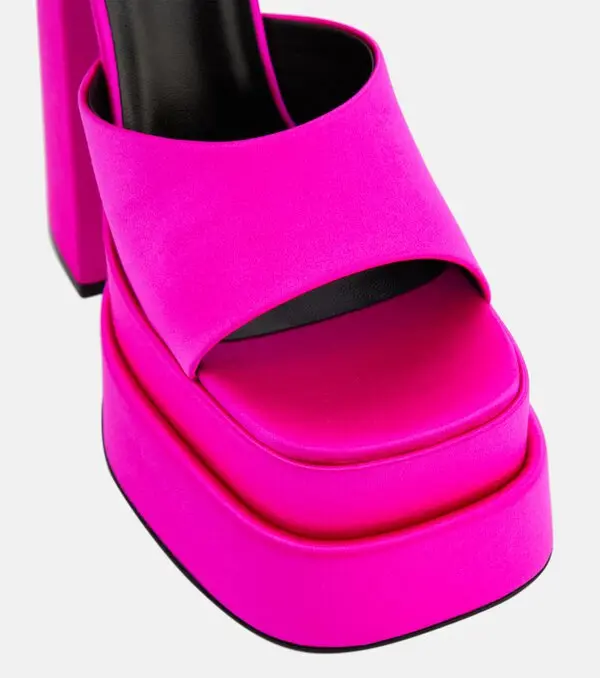 Versace Medusa Aevitas Platform Sandals - Pink