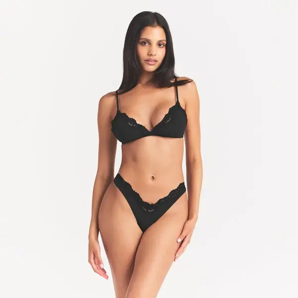 SKIMS Dipped Thong | Black | | Fits Everybody Lace - Onyx