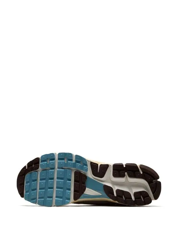 Nike Vomero Sneakers