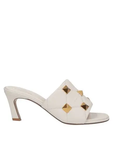 Valentino Garavani 11. Leather Sandals - White