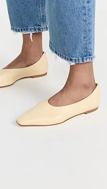 AeydĒ Octavia Flats