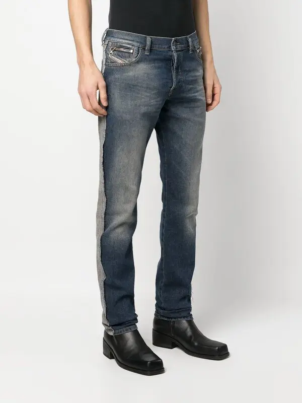 DIESEL® 1995 D-sark Straight Jeans