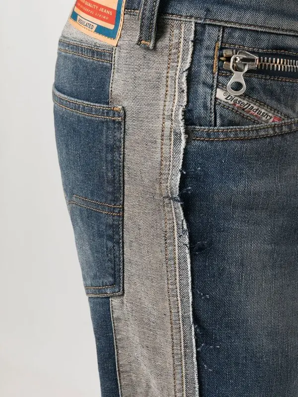 DIESEL® 1995 D-sark Straight Jeans