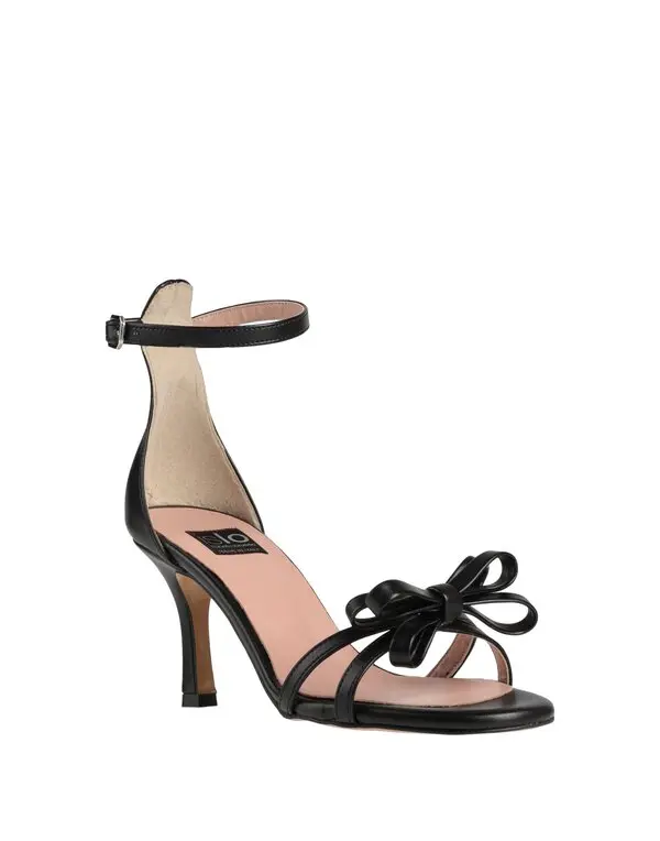 ISLO ISABELLA LORUSSO Ankle Strap Sandals - Black