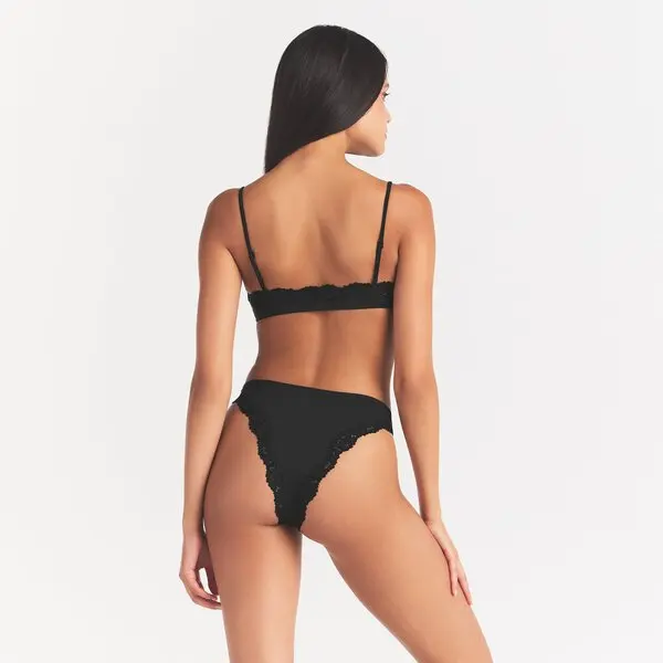 SKIMS Scoop Bralette | Pink | Medium | Fits Everybody Lace - Onyx