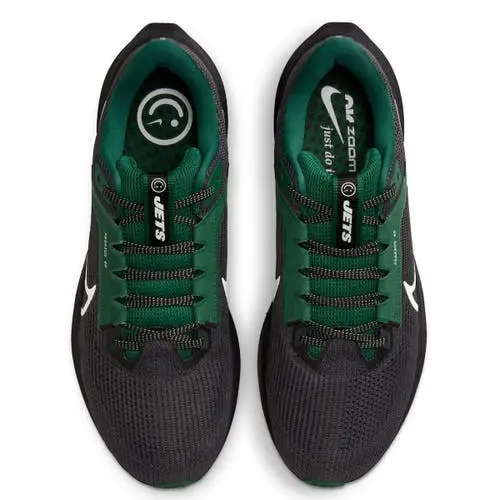 Nike New York Jets Zoom Pegasus 40 Running Shoe