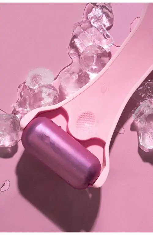 THE SKINNY CONFIDENTIAL Hot Mess Ice Roller