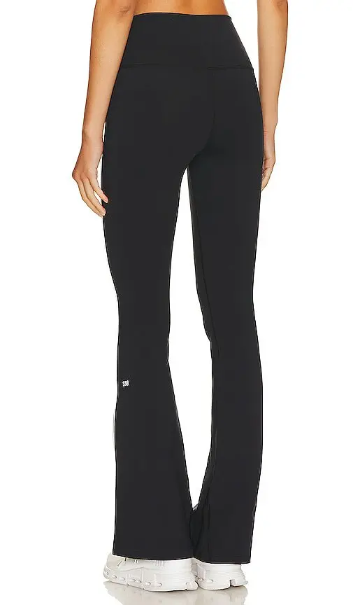 Splits59 Raquel High Waist 32 Supplex Flare Legging In Black - Black & White