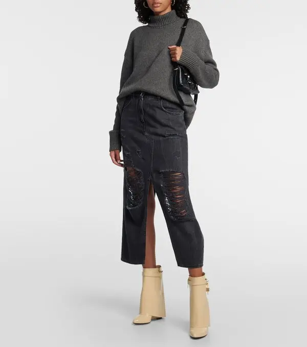 Givenchy Shark Lock Leather Ankle Boots