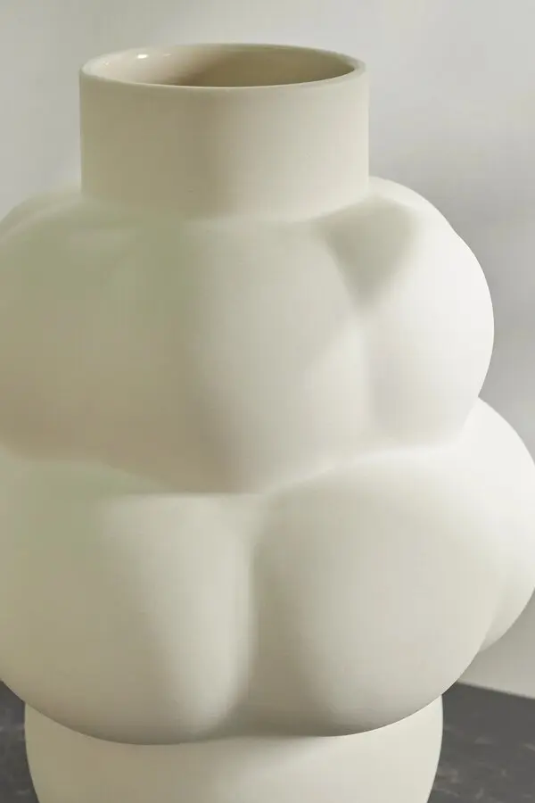 LOUISE ROE Balloon 04 Ceramic Vase - White