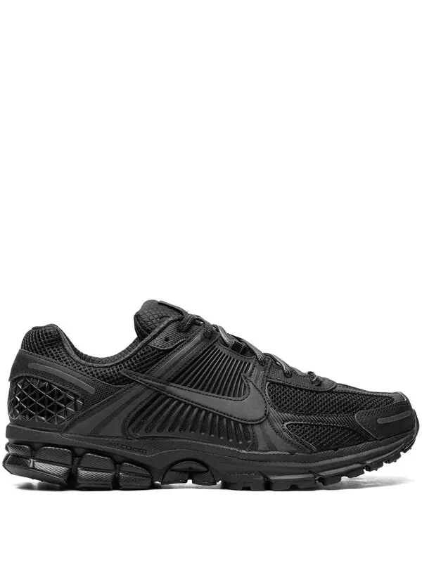 Nike Zoom Vomero Triple Sneakers - Black
