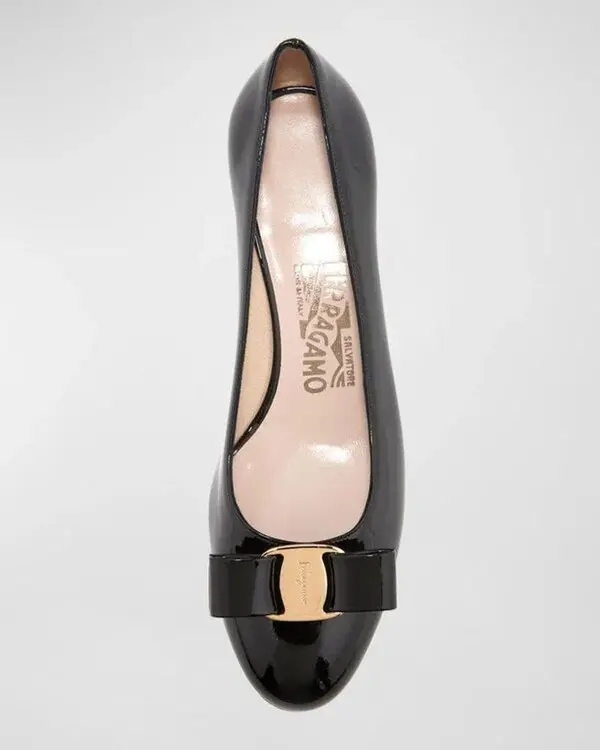 FERRAGAMO Vara Bow Leather Pumps - Nero