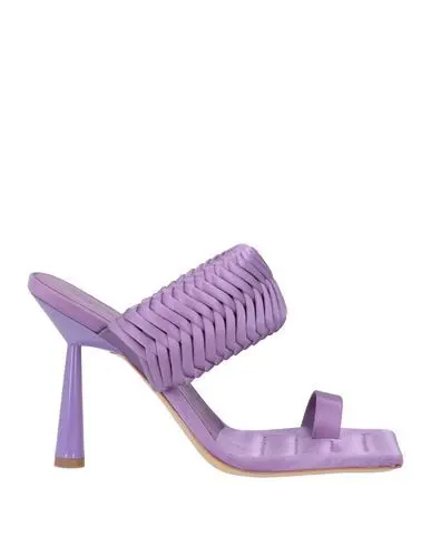 GIA / RHW Thong Sandal