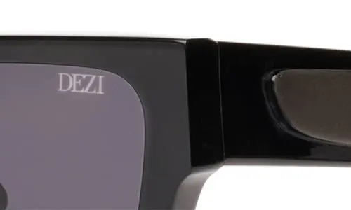 Dezi Slick 55mm Shield Sunglasses - Black/dark Smoke