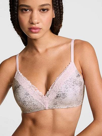Pink Wear Everywhere™ Push-up Wireless Bra - Print
