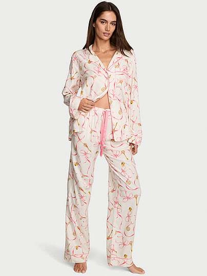 Victoria's Secret Flannel Long Pajama Set - Print