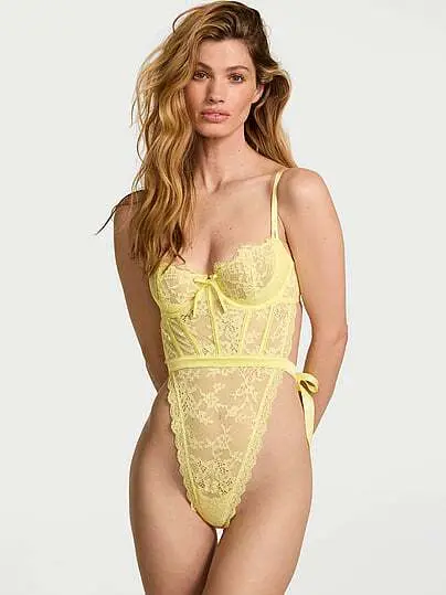Victoria's Secret Dream Angels Wicked Unlined Lace Teddy - Yellow