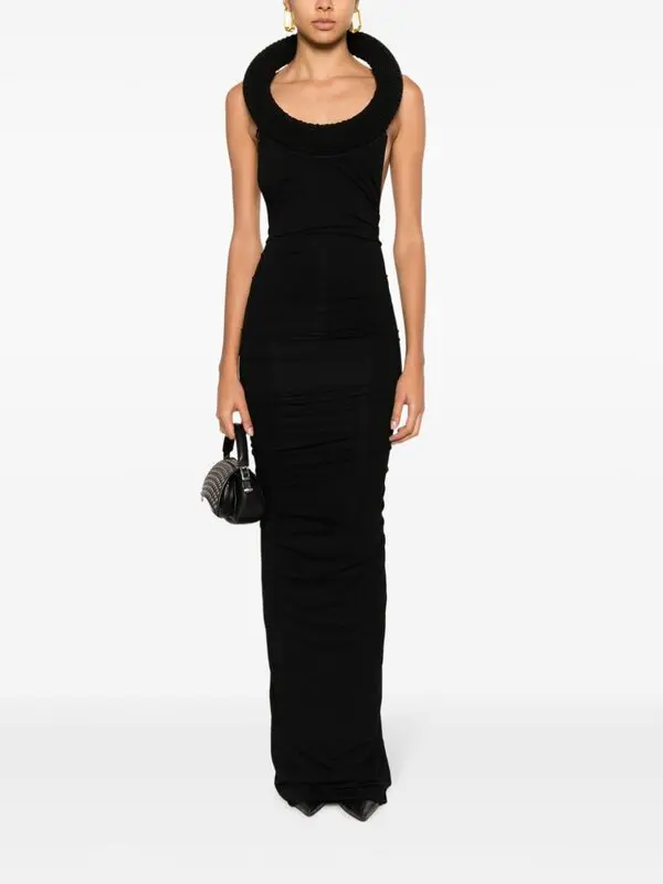 Off-White Round-neck Sleeveless Gown