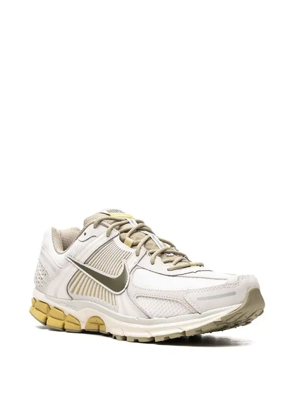 Nike Zoom Vomero 5 Sneakers