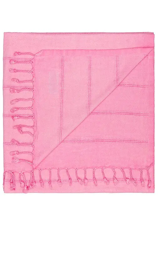 SUNKISSED Sand Free Beach Towel In Pink