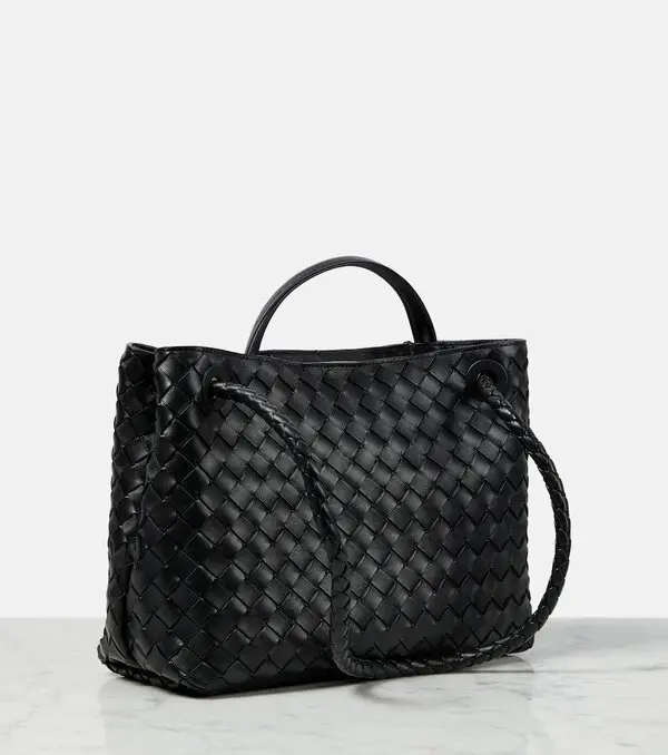 Bottega Veneta Andiamo Medium Leather Tote Bag