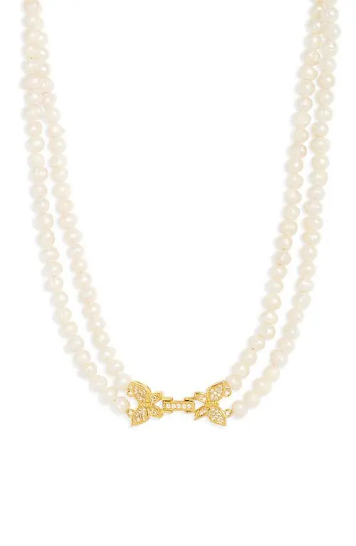 VIDAKUSH Butterfly Clasp Freshwater Pearl Necklace - Pearl/gold