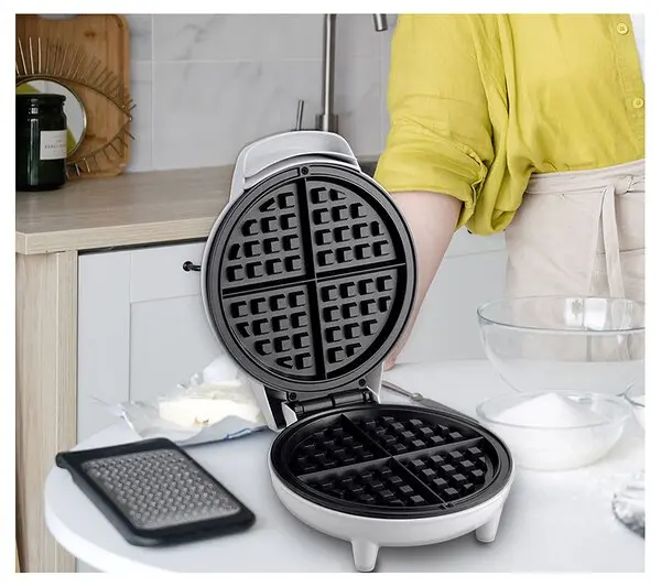 COURANT 7-inch Personal Belgian Waffle Maker