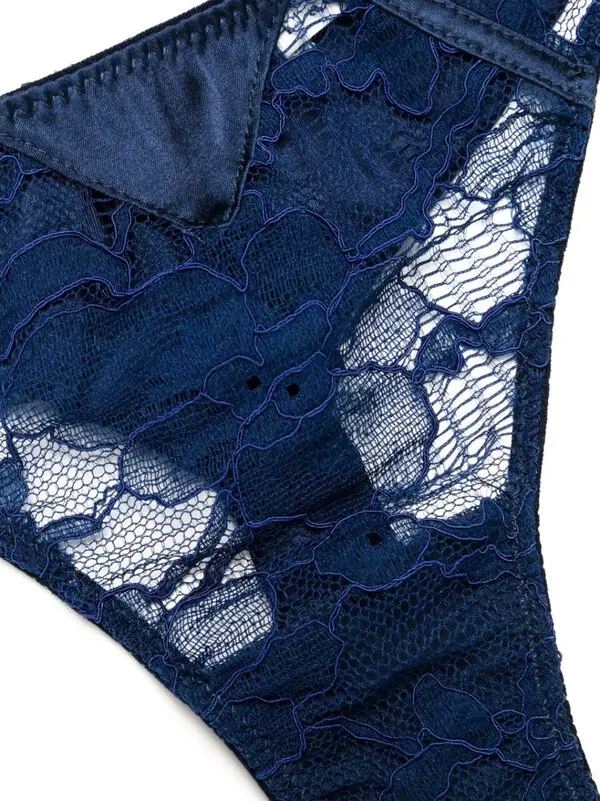 FLEUR DU MAL Magnolia Lace Thong