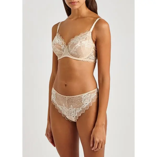 Wacoal Lace Perfection Underwired Bra 30f