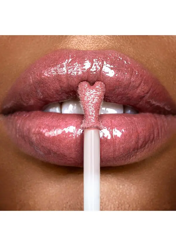 Charlotte Tilbury Collagen Lip Bath, Lip Gloss Full Look - Rosy Glow