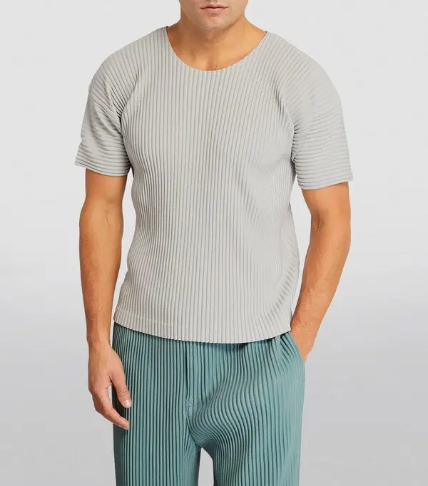 Issey Miyake Pleated T-shirt - Grey