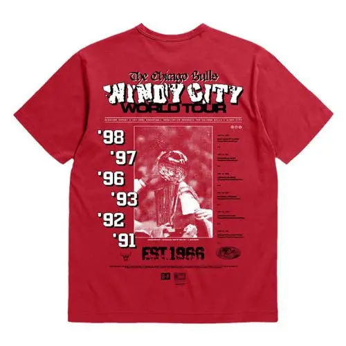 BLEACHER REPORT X Mitchell & Ness Chicago Bulls World Tour T-shirt