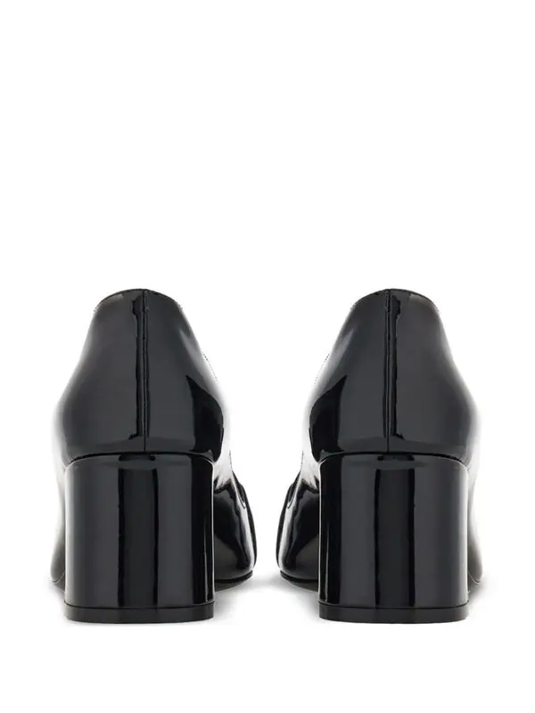 FERRAGAMO Gancini-detail Leather Pumps