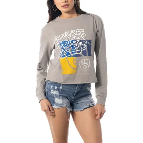THE WILD COLLECTIVE Milwaukee Brewers Graphic Cropped Long Sleeve T-shirt - Gray