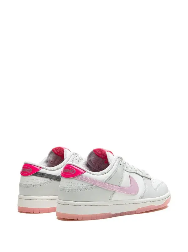Nike Dunk Low 520 Pack Sneakers - Neutrals