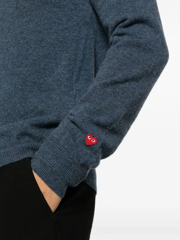 Play Comme Des Garcon V-neck Buttoned Cardigan - Blue