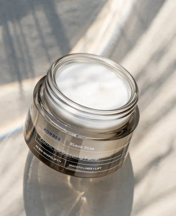 KORRES Black Pine Plump-up Sleeping Facial