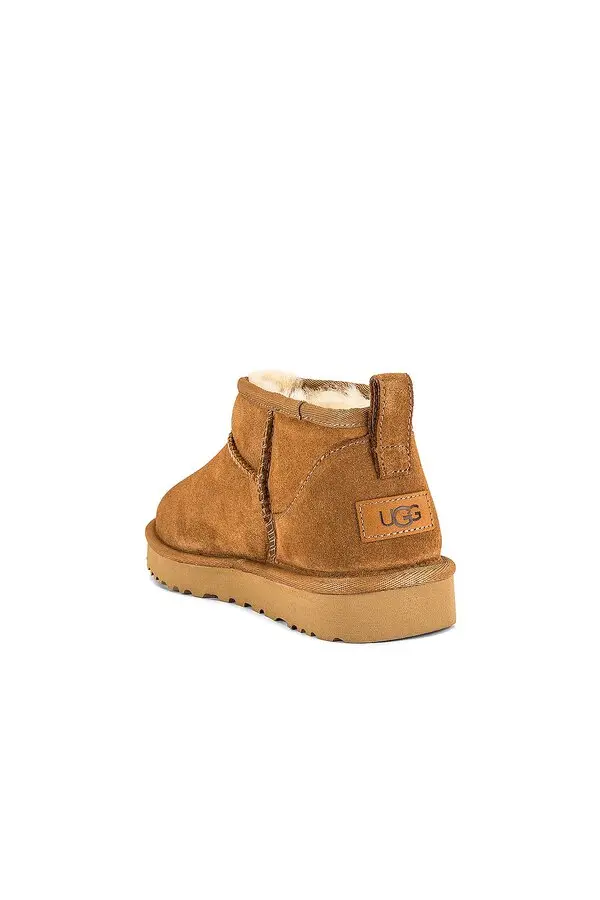 UGG Classic Ultra Mini Boots - Chestnut