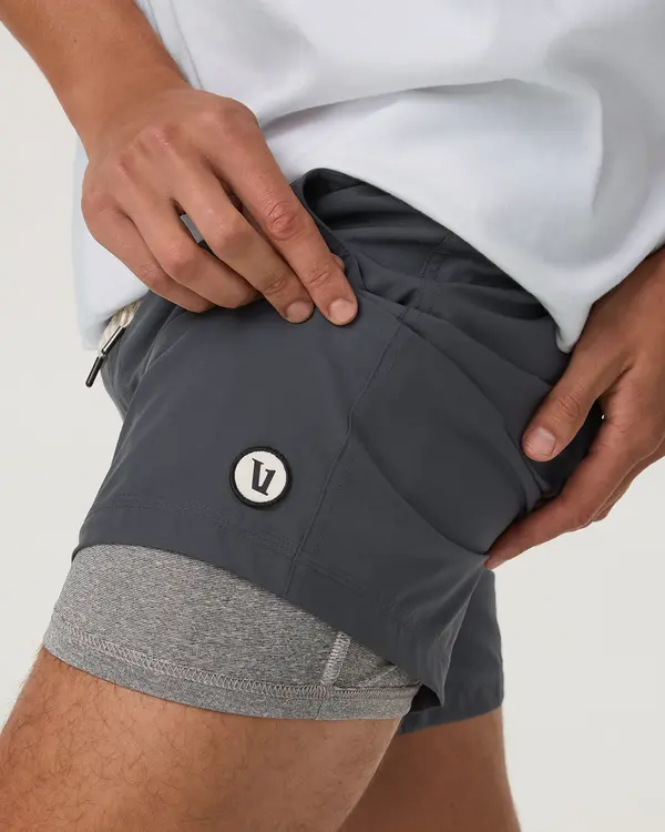 Vuori Kore Shorts With Built-in Liner - Charcoal