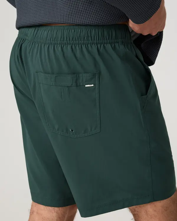 Vuori Kore Shorts With Built-in Liner - Hemlock