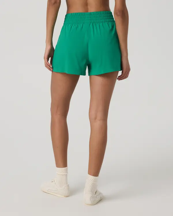 Vuori Villa Shorts - Emerald