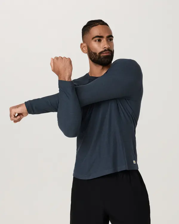 Vuori Long Sleeve Strato Tech Tee - Navy Heather