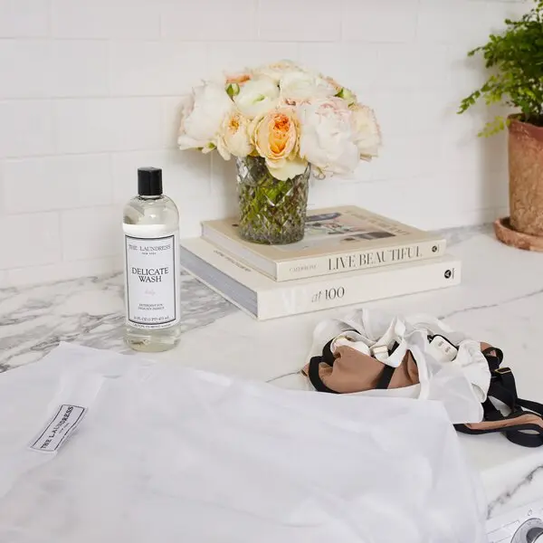 THE LAUNDRESS Delicate Wash